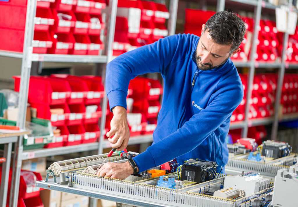 The electrical panel: how it is made at Cablotech | Cablotech